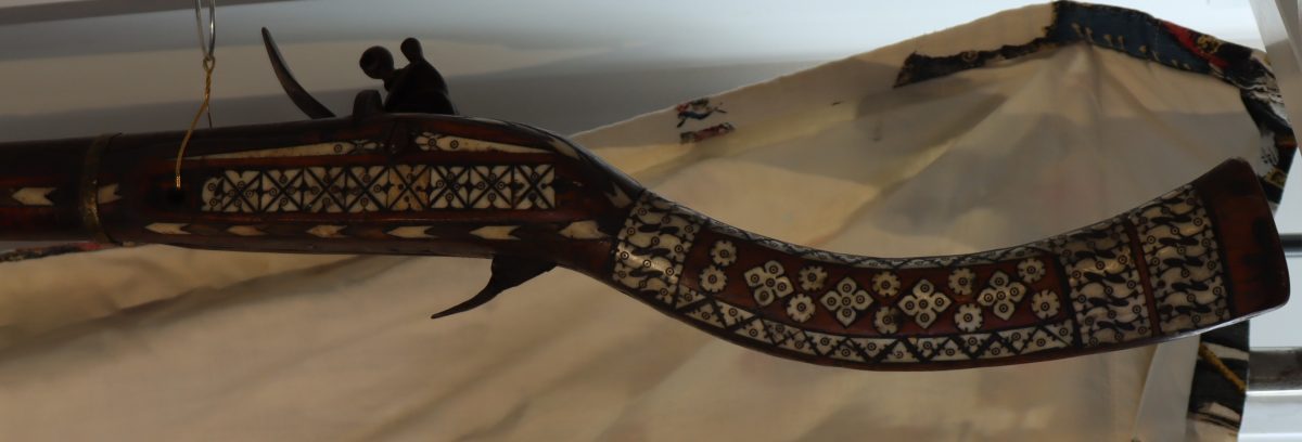 Inlaid Pathan rifle - Frost Books and Artifacts Limited