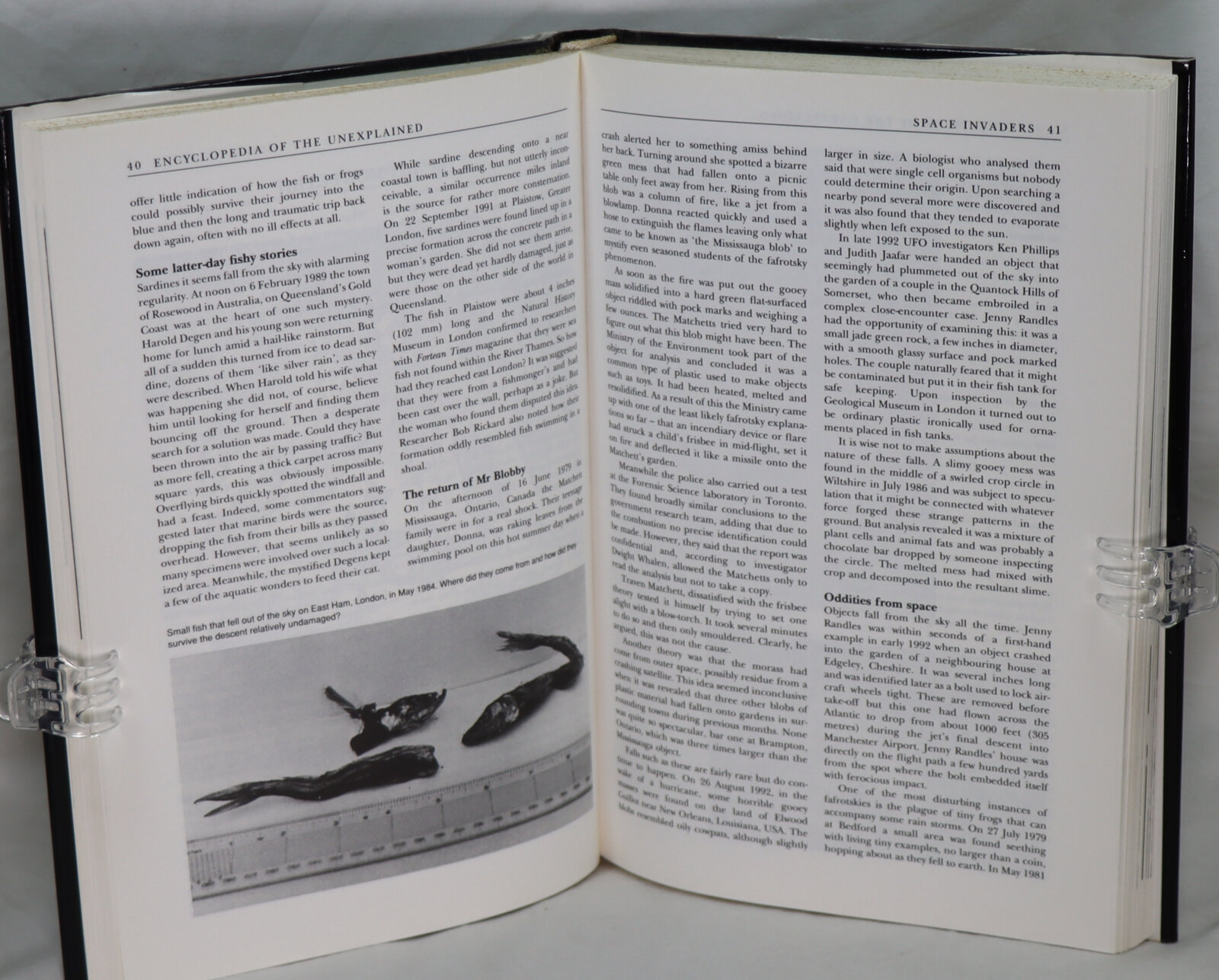 Encyclopedia of the Unexplained. - Frost Books and Artifacts Limited